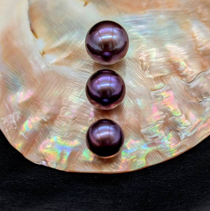 Single Pearls – Black Market Pearls LLC